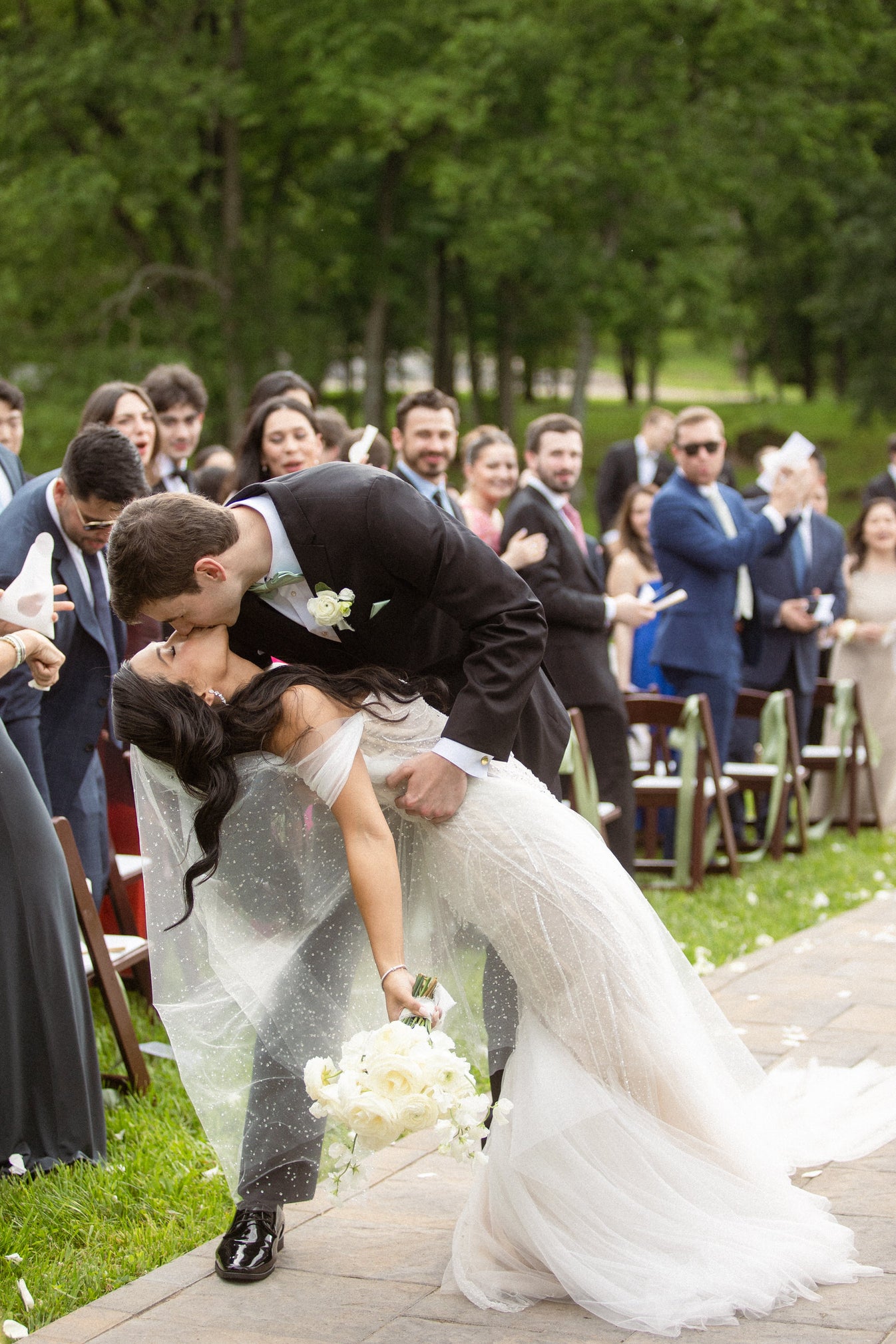 Ivory Dew Drop Wedding Veil, Sofia Richie Resin Droplet – One Blushing ...